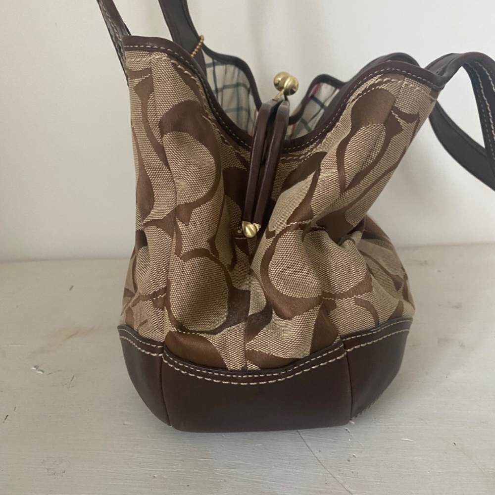 Coach Ergo Signature Pleated Kiss-Lock Handbag - Gem